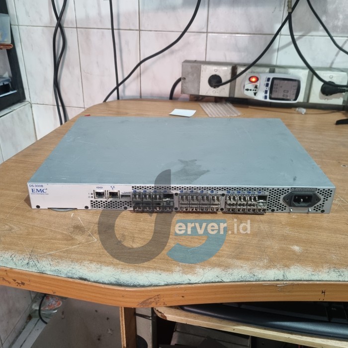 Jual DELL EMC CONNECTRIX DS-300B 8-24P 8GB-S ENTRY-LEVEL FIBRE CHANNEL ...