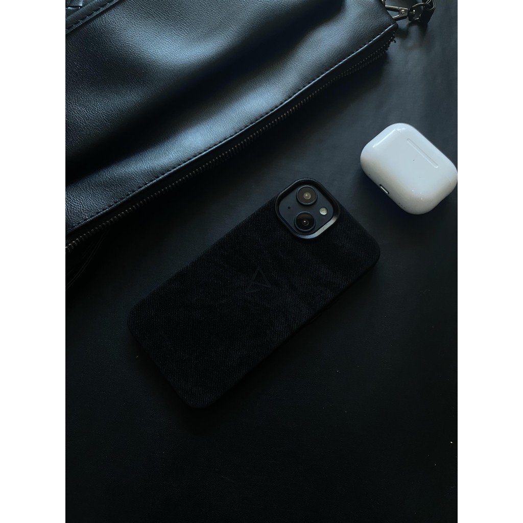 Jual BLACK JEANS FADED CASE MAGSAFE | Shopee Indonesia