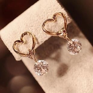 Jual Anting love Heart Hati Cinta Tusuk Aksen Berlian Imitasi Love ...