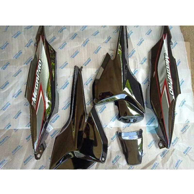 Jual paket hemat cover body set box aki set stiker megapro new primus ...