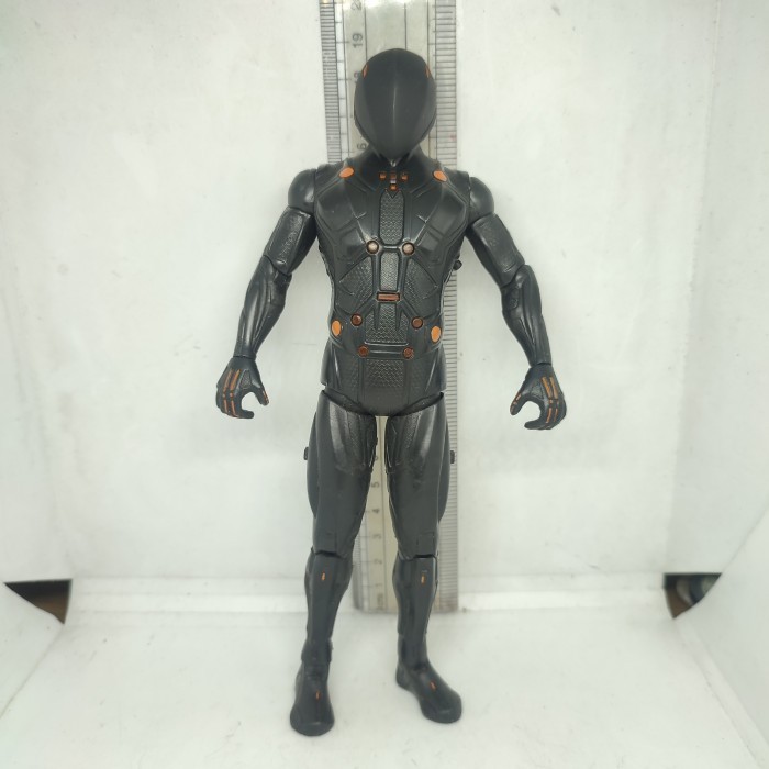 Jual Action Figure 7' Tron Legacy Deluxe Black Guard Spinmaster Off ...