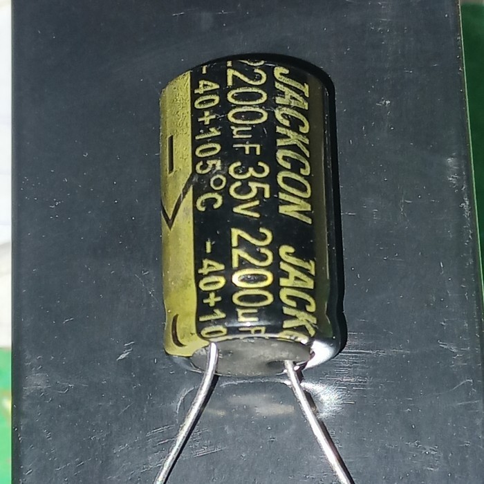 Jual elko jackcon 2200uf 35v original taiwan elco jackon jakcon 2200uf ...