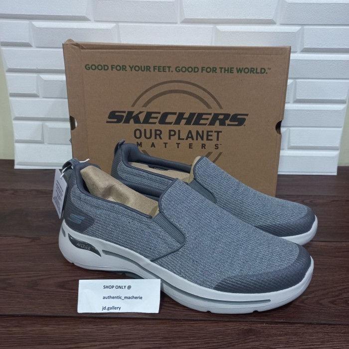 Jual ORIGINAL SALE 70% SEPATU GO WALK ARCH FIT 216222 GYBL MEN | Shopee ...