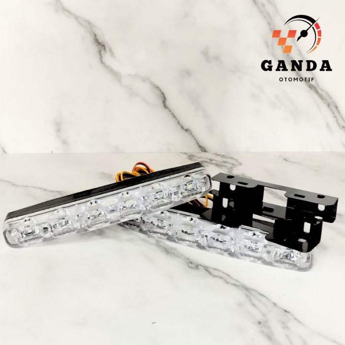 Jual Lampu LED Drl Bemper Grill Mobil 6 Mata Putih Universal - | Shopee ...
