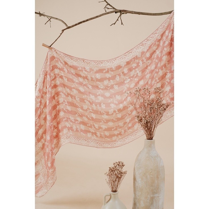 Jual BATIK RATU - Syal Batik Sutra Pastel Salmon 01 | Shopee Indonesia