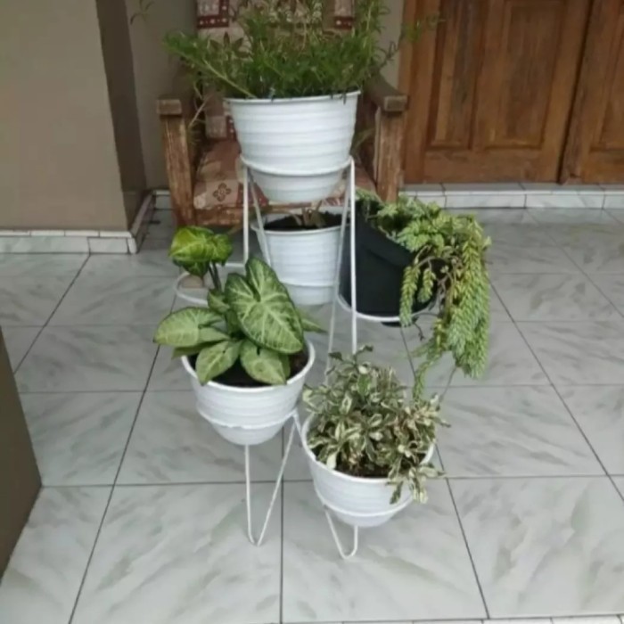 Jual STANDING RAK POT 6 LUBANG/PLANTER BUNGA BESI/RAK POT TANAMAN HIAS ...
