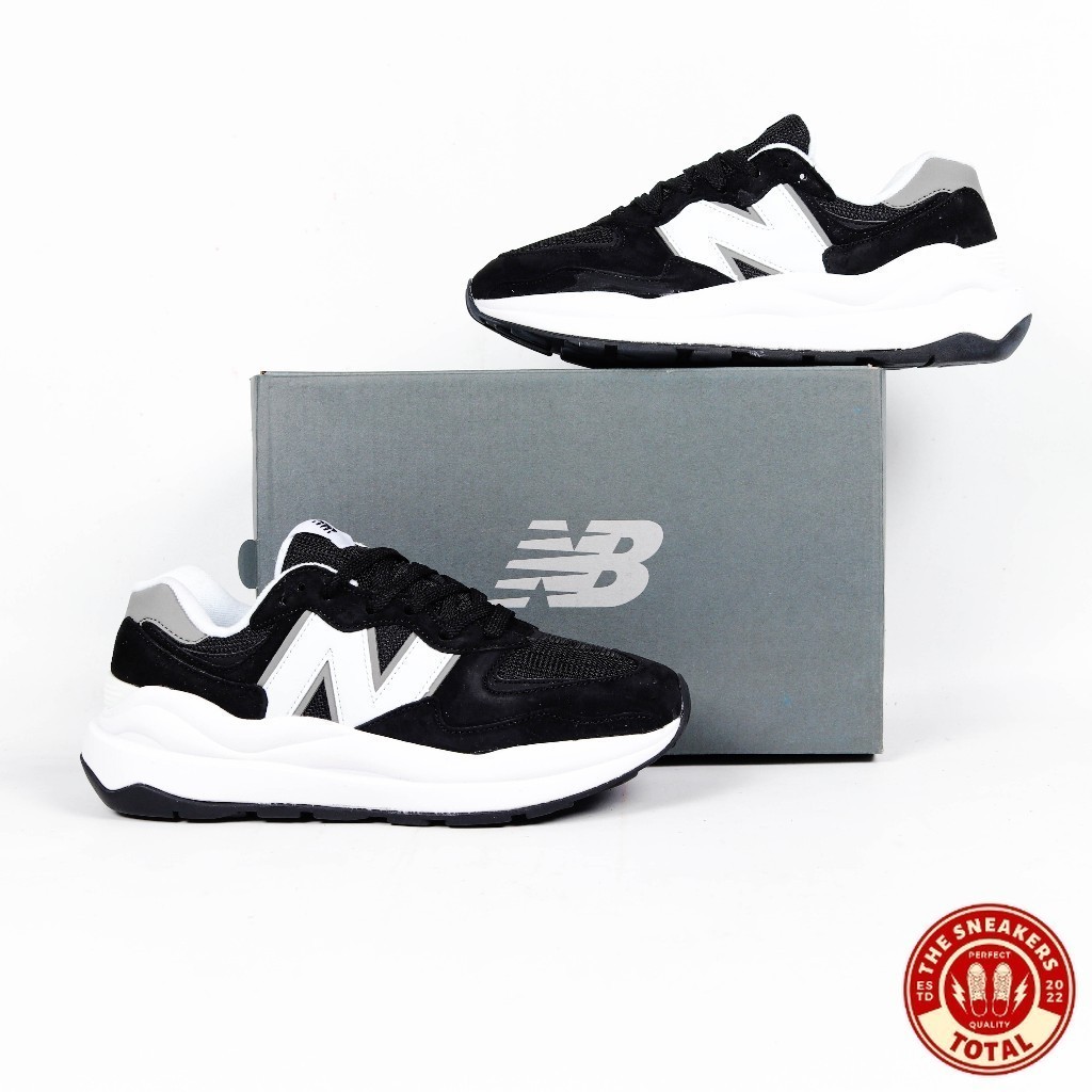 Jual Sepatu New Balance 5740 CB Black White - NB 5740 (Total Sneakers ...