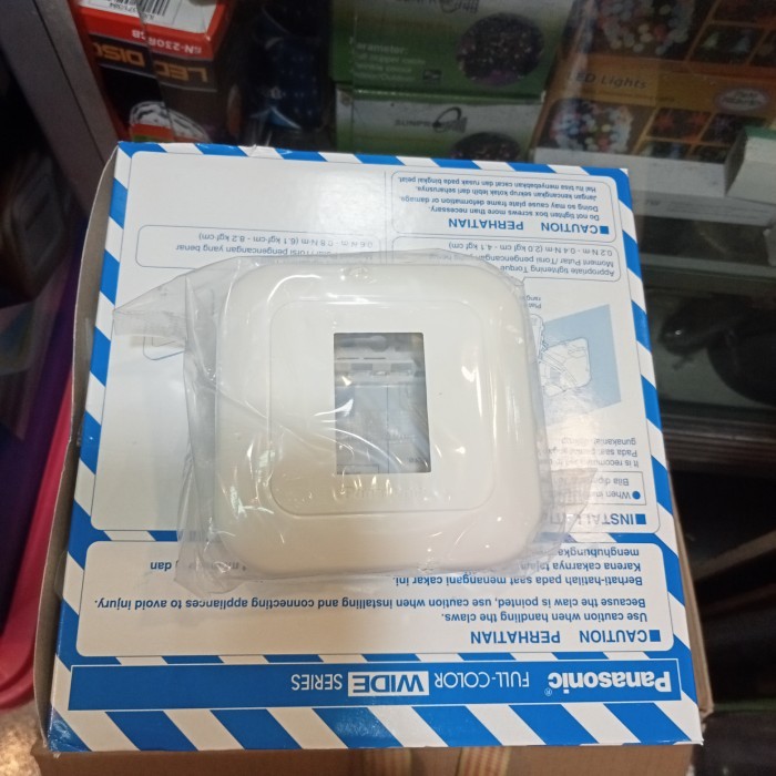 Jual Frame 1 gang 2 dev WEJ 78029 W - Wide Series Panasonic | Shopee ...