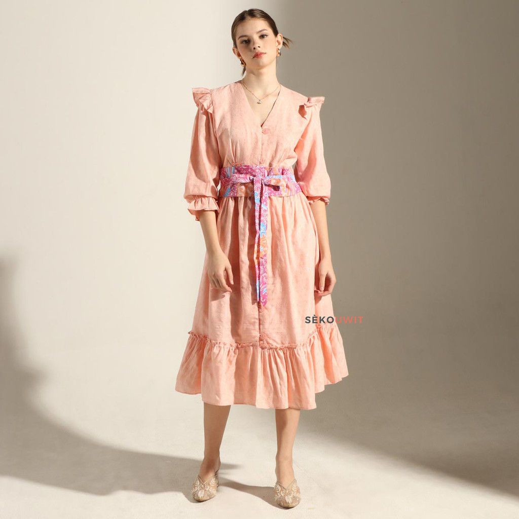 Jual Seruni Midi Dress Dobby Tenun Batik / Gaun Panjang Sebetis ...
