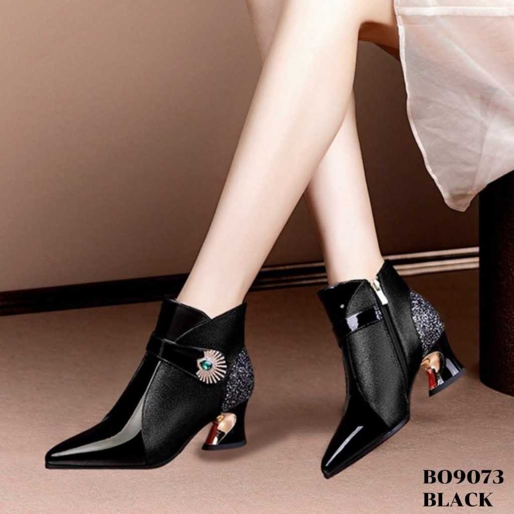 Jual PRF Sepatu Boots Heels Korea Model Kekinian Bahan PU & Glossy ...