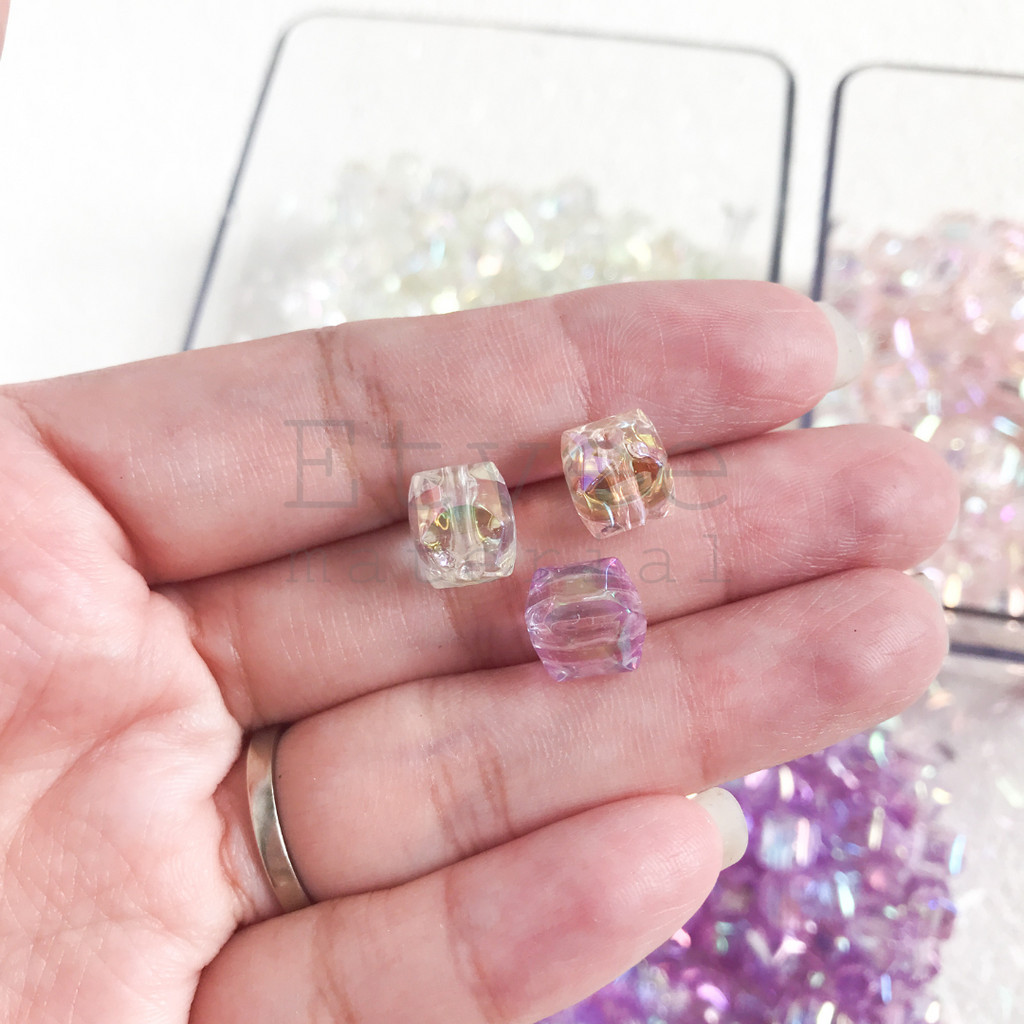 Jual Manik UV bead kotak square pastel premium | Shopee Indonesia