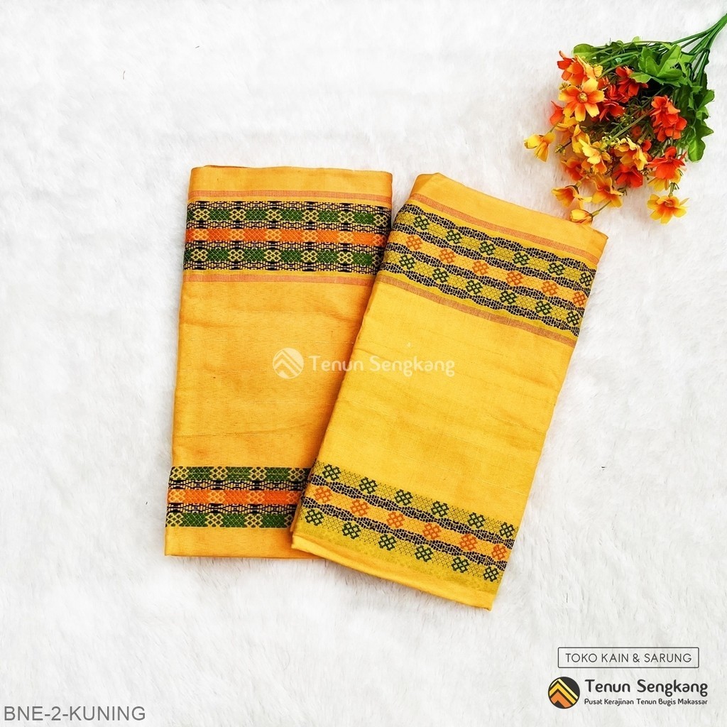 Jual Sarung Bugis Bone Seri Motif 2 Kuning - Tenun Sengkang BNE-2 ...