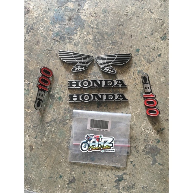 Jual 01 Emblem tangki honda cb gelatik import taiwan hitam set emblem ...