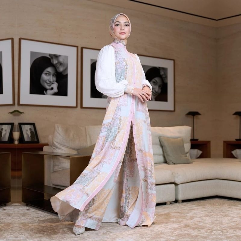 Jual RAYA COLLECTION 2024 ADELINE DRESS SET + PANTS BY MANDJHA IVAN ...