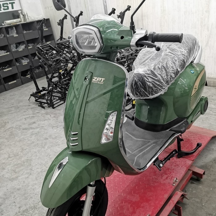 Jual Sepeda Motor Listrik ZPT NYX discbrake Garansi zeus - Salted Egg ...