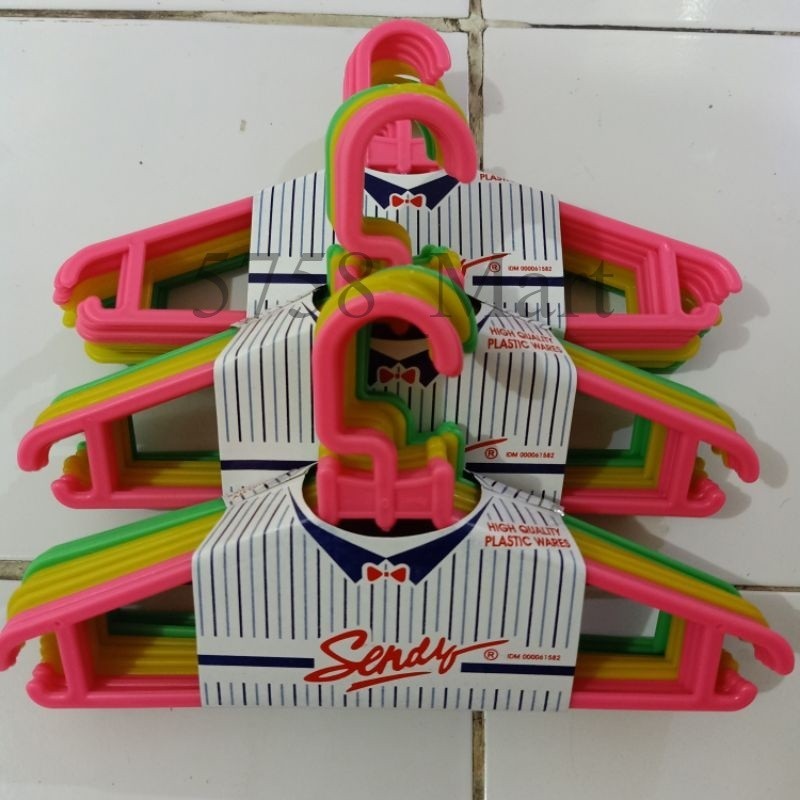 Jual Hanger/gantungan baju plastik anak anak sendy warna pelangi 1 ...