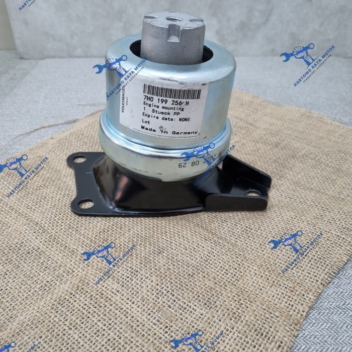 Jual Mounting Engine Kanan VW Transporter Caravelle T5 7H0199256H Ori ...
