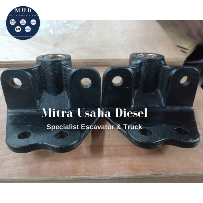 Jual Bracket Per Depan Hino bagian belakang Hino 500 48413-EW011 ...