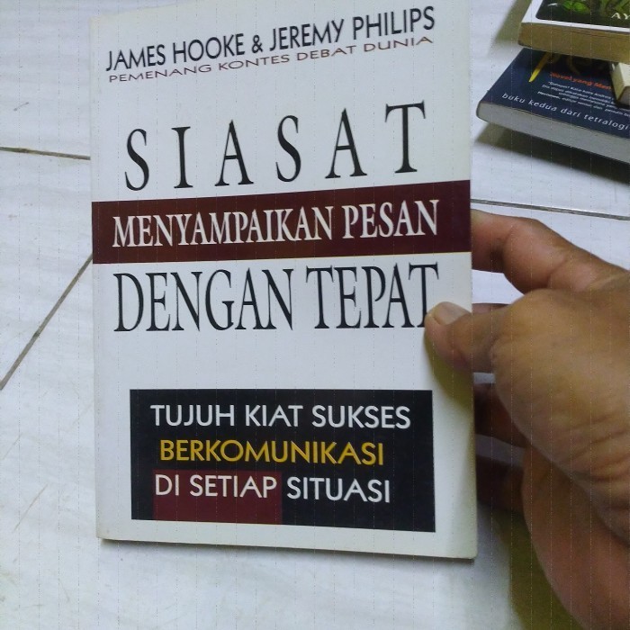 Jual SIASAT MENYAMPAIKAN PESAN DENGAN TEPAT-JAMES HOOKE-A5 | Shopee ...