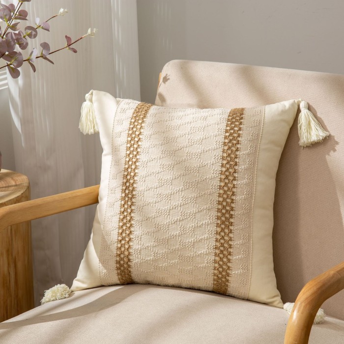 Jual Clara Cushion Cover / Sarung Bantal Sofa Macrame Rajut Estetik ...