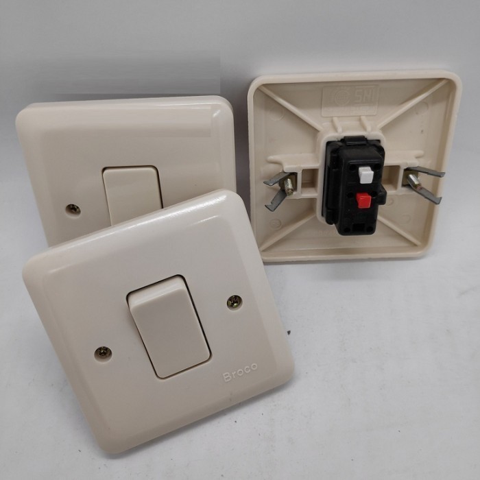 Jual Saklar Single Sakelar Engkel Single switch IB inbow Tanam Tembok BROCO | Shopee Indonesia
