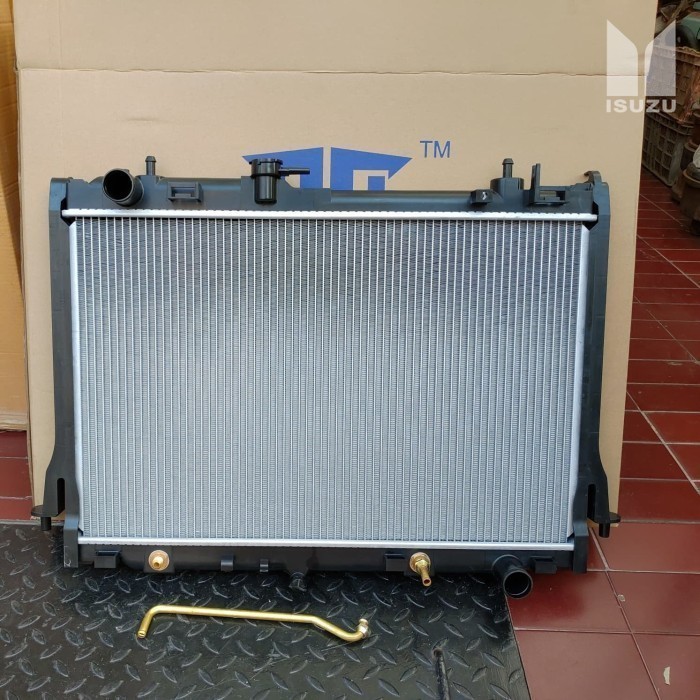 Jual Radiator Isuzu MUX dan Dmax 4JK 2.5 Automatic | Shopee Indonesia