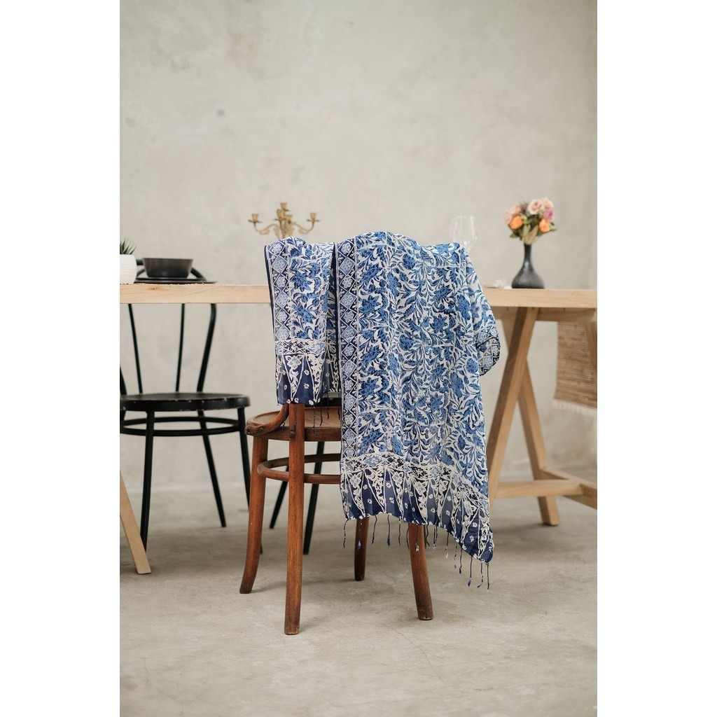 Jual BATIK RATU - Syal Batik Sutra Blue 03 | Shopee Indonesia
