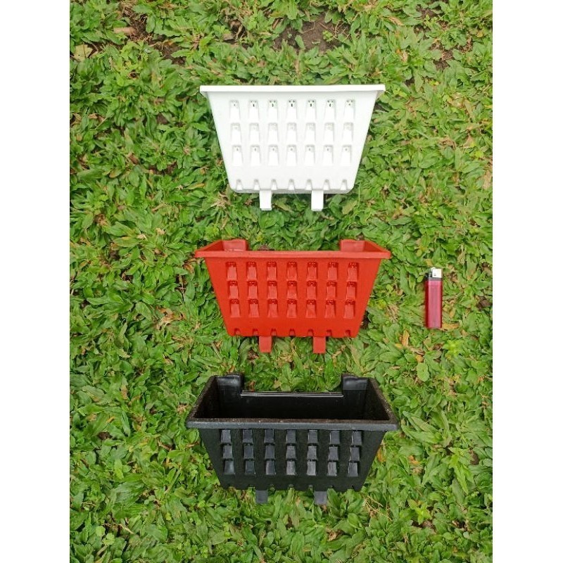 Jual Pot dinding 20 roemah segi - 3 warna - pot panjang - pot tempel ...