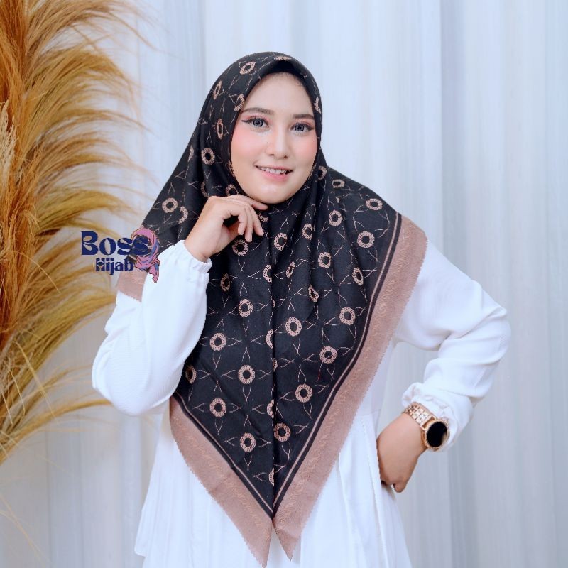 Jual HIJAB SEGI EMPAT VOAL MOTIF PANNAHH HITAM kerudung segi empat voal motif lassercut printing ...