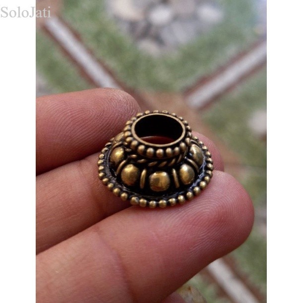 Jual TM17 mendak keris/mendak keris kuningan Antik | Shopee Indonesia
