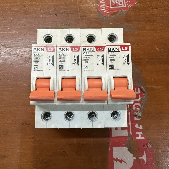 Jual MCB LS BKN 1 PHASE 6KA 32A ( AMPERE ) | Shopee Indonesia