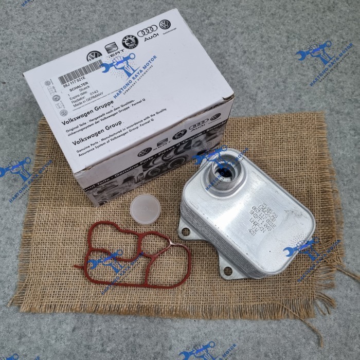 Jual Oil Cooler Mesin VW Golf 6 2.0T, Audi A4 1.8T B8 Q5 2.0T 06J117021E | Shopee Indonesia