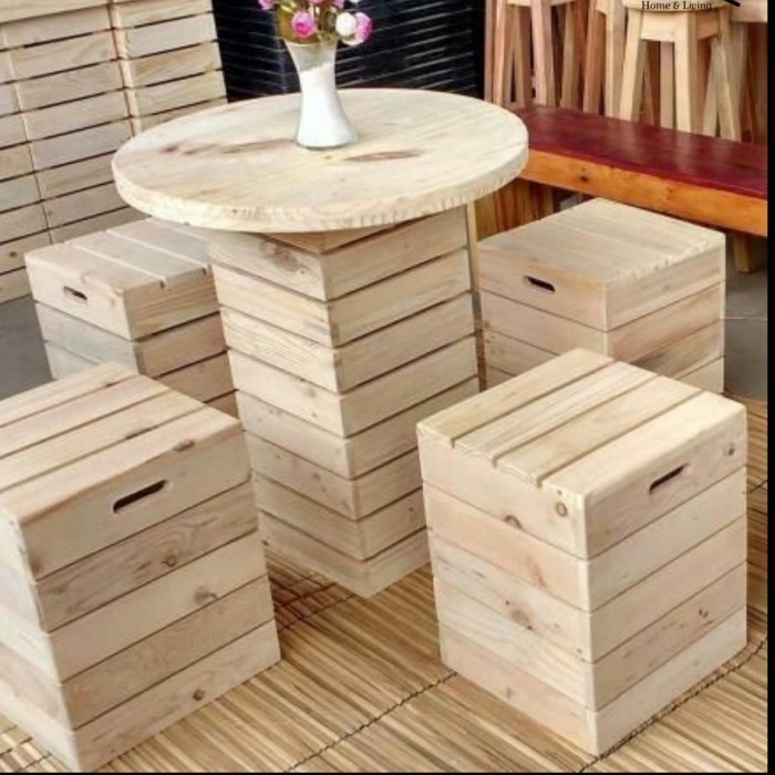 Jual Meja Kursi Kayu 1 Set Model peti kotak unik untuk cafe santai tamu ...