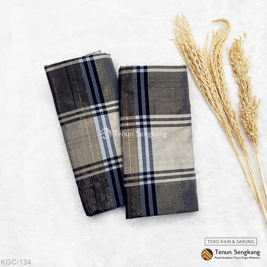 Jual Sarung Bugis Makassar Kotak Genggang Hitam Putih Abu - Tenun ...