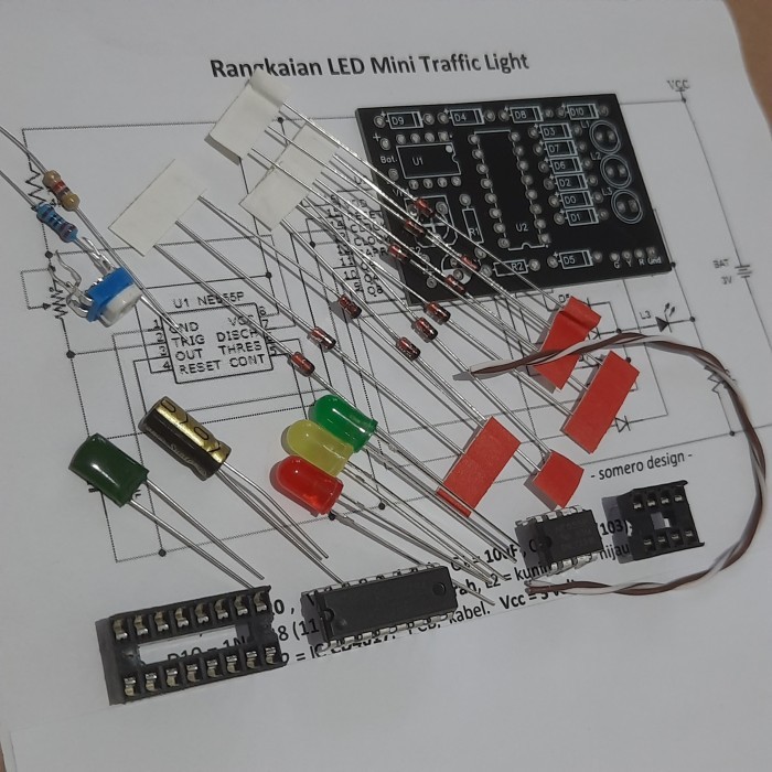Jual "V.NLN" - PROMO Kit mini traffic light lampu lalu lintas miniatur ...