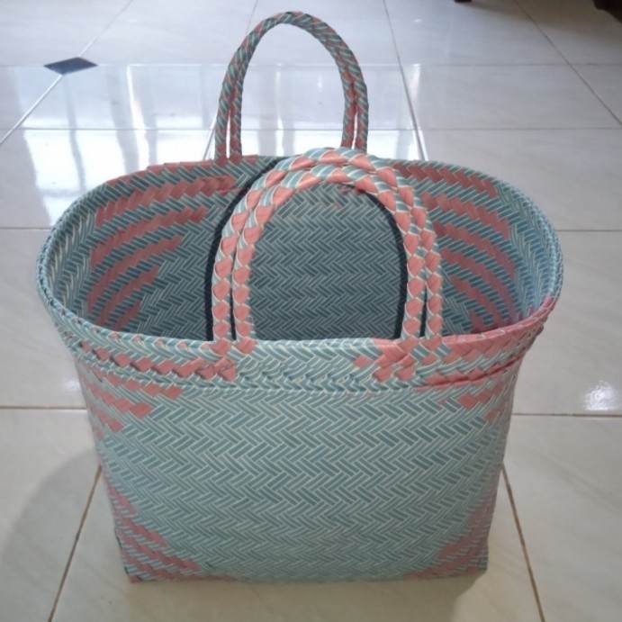 Jual Tas keranjang pasar tas anyaman plastik besar halus | Shopee Indonesia