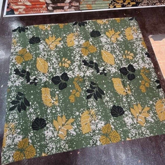 Jual Kain Batik SOLO Motif ECOPRINT Daun HIJAU Kode : 88 | Shopee Indonesia