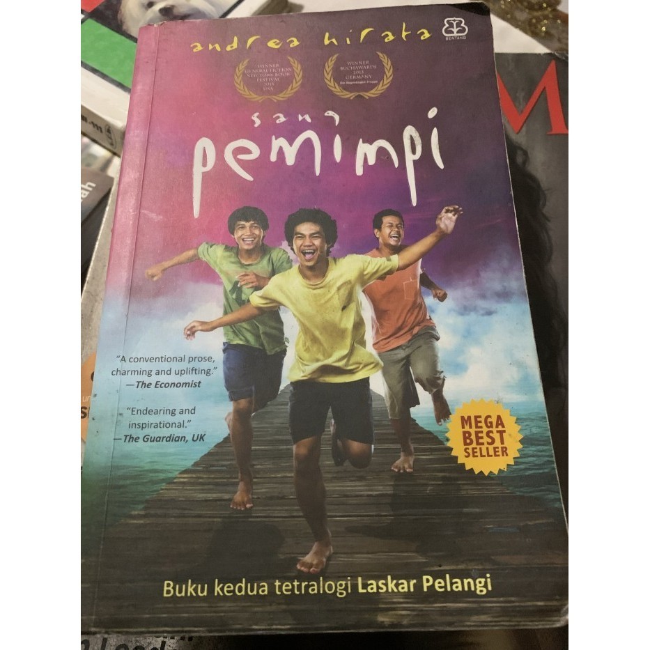 Jual ORIGINAL NOVEL SANG PEMIMPI ANDREA HIRATA BUKU BKN DVD | Shopee ...