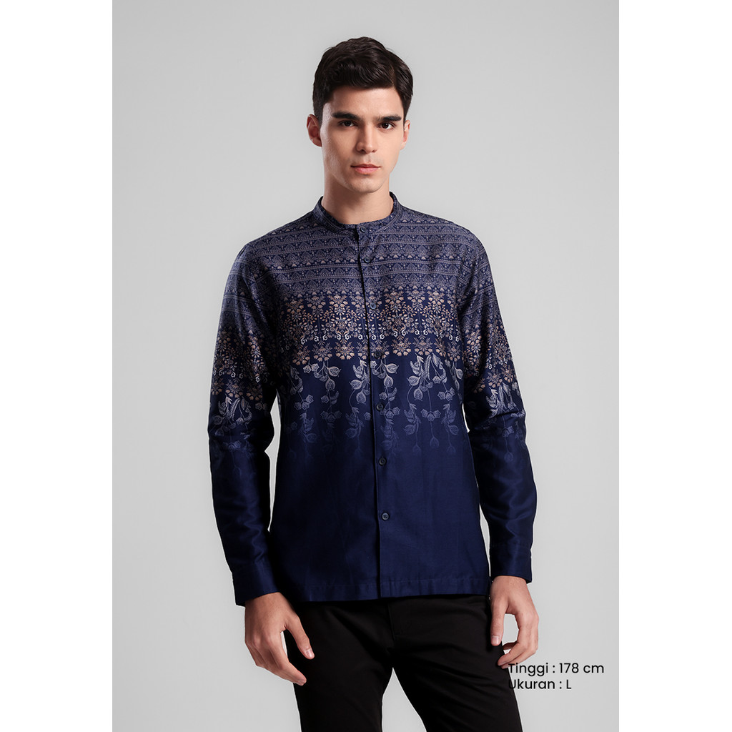 Jual MANZONE - Kemeja Lengan Panjang Pria Modern Fit Aydin LS - Navy ...