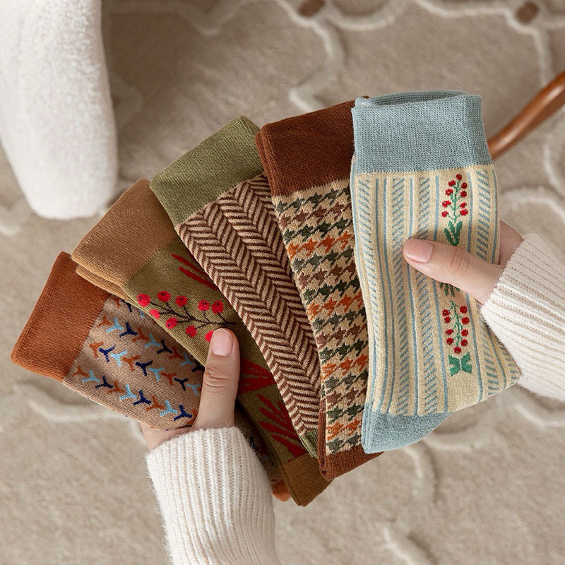 Jual Little Maple - Rummie Pattern Korean Socks / Simple Sock / Kaos ...