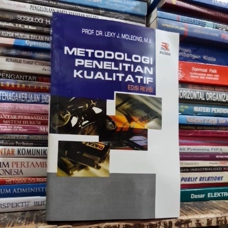 Jual Metodologi penelitian kualitatif edisi revisi by Prof Dr Lexy Moleong | Shopee Indonesia