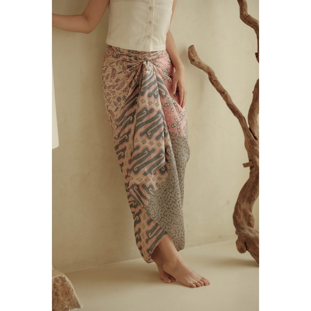 Jual Batik Ratu - Kain Batik Cap - Cendana Ningrat | Shopee Indonesia
