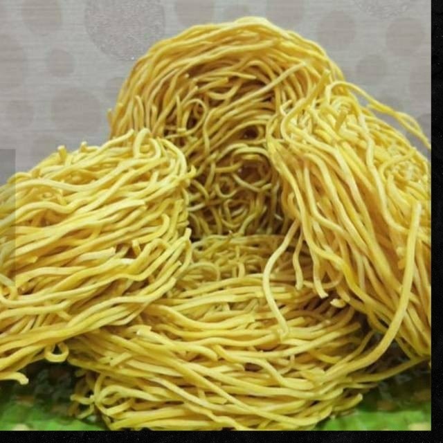 Jual Kuliner Minang Mie Kuning bulat 1kg 1000g Minang Oleh Oleh Cemilan ...