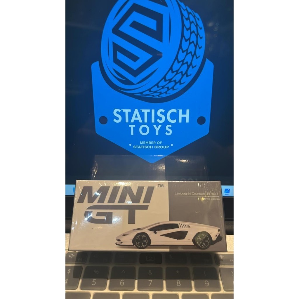 Jual Mini GT Lamborghini Countach LPI 800-4 Bianco Siderale No 567 ...