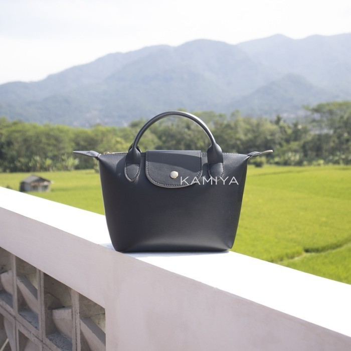Jual Namikita Emira Medium Bag - Free Goodie Bag Tas Selempang Wanita ...