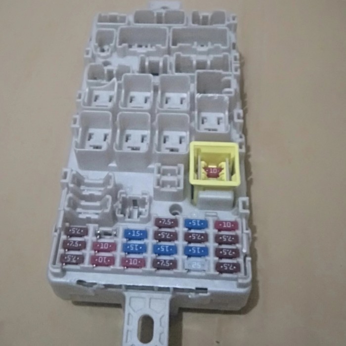 Jual box sekring fuse box cabin Mitsubishi xpander all new PAJERO ...