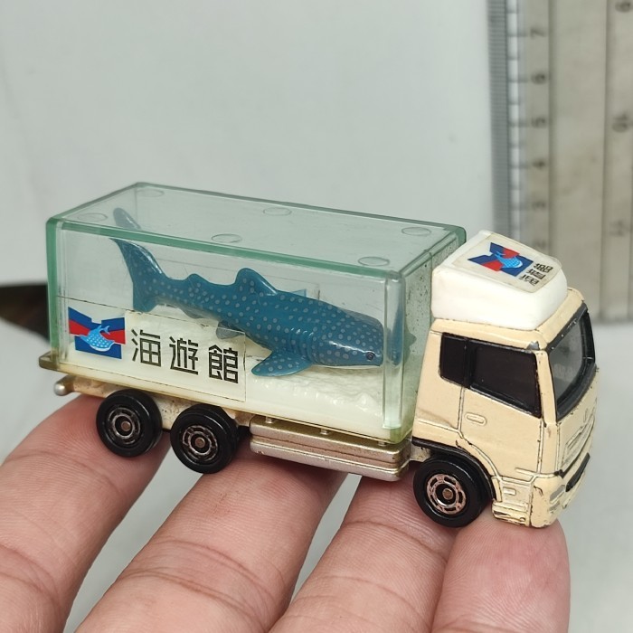 Jual RR27 Car Diecast Tomica Tomy Quon No 31 Shark Tank Container ...