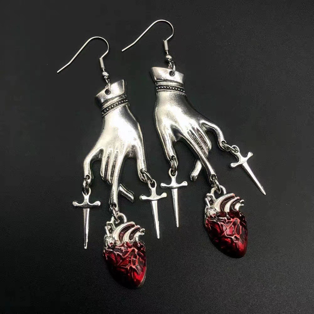 Jual Anting-Anting Halloween Gaya Gelap Baru Anting Tangan Rubi Tetesan ...