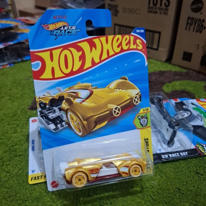 Jual Hot Wheels Slide Kick gold E25 Experimotors base besi Netflix Lets ...