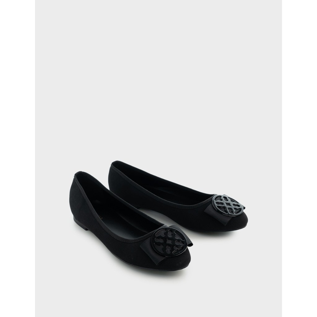 Jual URBAN&CO Basic Flat Shoes Zura Black | Shopee Indonesia